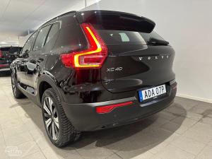 Melns Volvo XC40 2023 Kauņa, ar dzinēja tilpumu 0.00 L un nobraukumu 98 tūkst. km par 33385 €, foto 4 vietnē AUTOMOTO.COM.LV