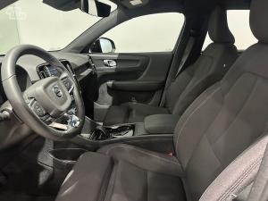 Melns Volvo XC40 2023 Kauņa, ar dzinēja tilpumu 0.00 L un nobraukumu 98 tūkst. km par 33385 €, foto 9 vietnē AUTOMOTO.COM.LV