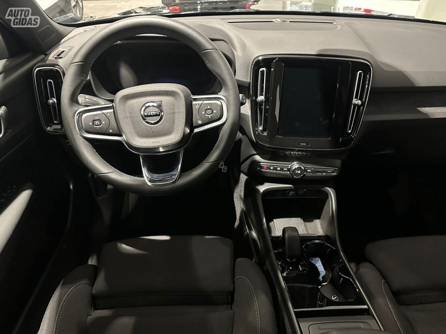 Melns Volvo XC40 2023 Kauņa, ar dzinēja tilpumu 0.00 L un nobraukumu 98 tūkst. km par 33385 €, foto 11 vietnē AUTOMOTO.COM.LV