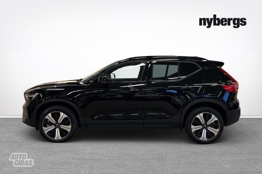 Melns Volvo XC40 2023 Kauņa, ar dzinēja tilpumu 0.00 L un nobraukumu 60 tūkst. km par 32922 €, foto 2 vietnē AUTOMOTO.COM.LV