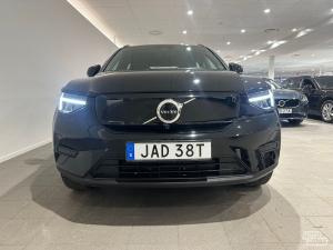 Melns Volvo XC40 2023 Kauņa, ar dzinēja tilpumu 0.00 L un nobraukumu 28 tūkst. km par 36441 €, foto 2 vietnē AUTOMOTO.COM.LV