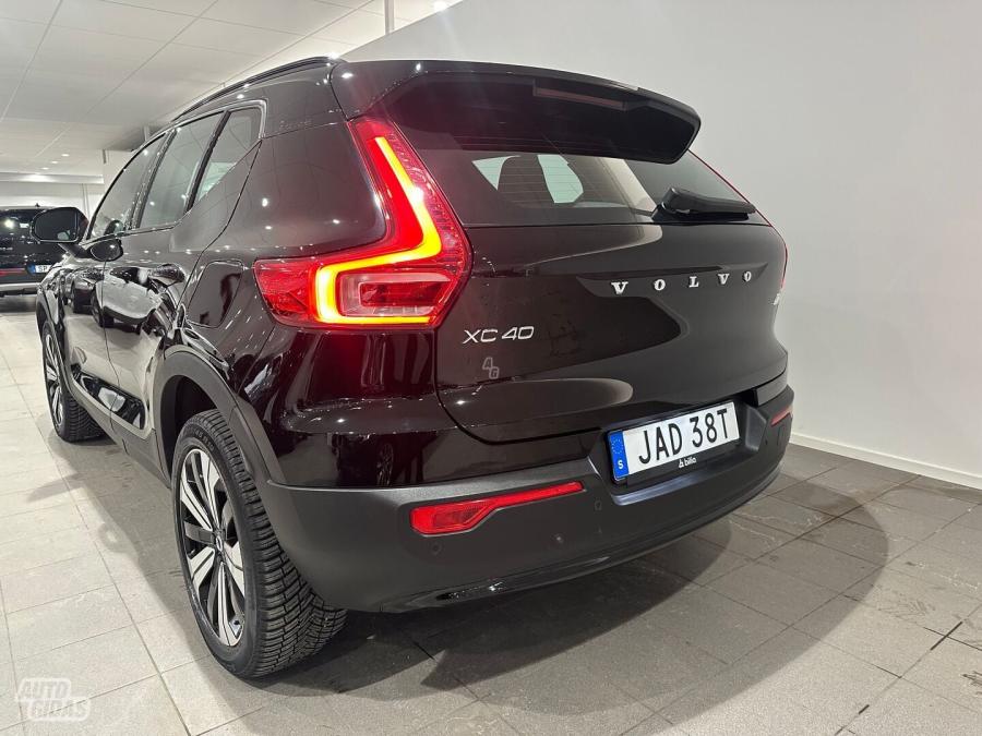 Melns Volvo XC40 2023 Kauņa, ar dzinēja tilpumu 0.00 L un nobraukumu 28 tūkst. km par 36441 €, foto 6 vietnē AUTOMOTO.COM.LV