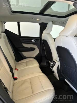 Черный Вольво XC40 2023 в Рига, объемом двигателя 2.00 л и пробегом 38 тыс. км за 31500 €, фото 21 на AUTOMOTO.COM.LV