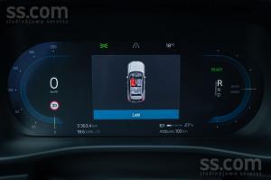 Black Volvo XC40 2023 in Riga, with an engine capacity of 0.00 L and mileage of 40 thousand km for 40900 €, photo 30 on AUTOMOTO.COM.LV
