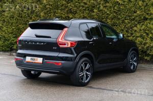 Black Volvo XC40 2023 in Riga, with an engine capacity of 2.00 L and mileage of 61 thousand km for 33900 €, photo 9 on AUTOMOTO.COM.LV