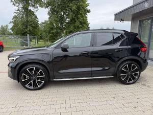 Черный Вольво XC40 2023 в Шяуляй, объемом двигателя 1.48 л и пробегом 141 тыс. км за 26990 €, фото 9 на AUTOMOTO.COM.LV