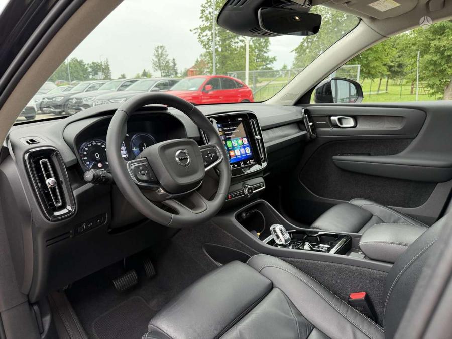 Черный Вольво XC40 2023 в Шяуляй, объемом двигателя 1.48 л и пробегом 141 тыс. км за 26990 €, фото 16 на AUTOMOTO.COM.LV