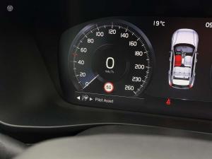 Черный Вольво XC40 2023 в Шяуляй, объемом двигателя 1.48 л и пробегом 141 тыс. км за 26990 €, фото 31 на AUTOMOTO.COM.LV