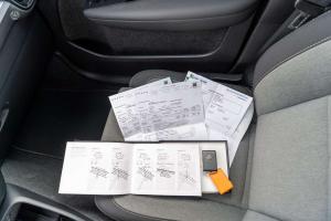 Melns Volvo XC40 2023 Viļņa, ar dzinēja tilpumu 1.97 L un nobraukumu 161 tūkst. km par 22264 €, foto 3 vietnē AUTOMOTO.COM.LV