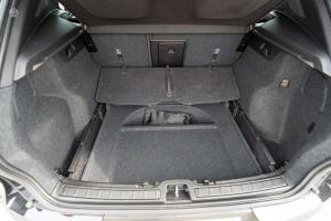Melns Volvo XC40 2023 Viļņa, ar dzinēja tilpumu 1.97 L un nobraukumu 161 tūkst. km par 22264 €, foto 28 vietnē AUTOMOTO.COM.LV