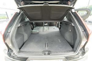 Melns Volvo XC40 2023 Viļņa, ar dzinēja tilpumu 1.97 L un nobraukumu 161 tūkst. km par 22264 €, foto 29 vietnē AUTOMOTO.COM.LV