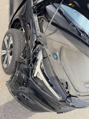 Black Volvo XC40 2023 in Prienai, with an engine capacity of 0.00 L and mileage of 35 thousand km for 23500 €, photo 9 on AUTOMOTO.COM.LV