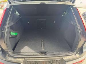 Black Volvo XC40 2023 in Prienai, with an engine capacity of 0.00 L and mileage of 35 thousand km for 23500 €, photo 14 on AUTOMOTO.COM.LV