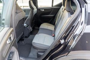 Black Volvo XC40 2023 in Vilnius, with an engine capacity of 1.97 L and mileage of 161 thousand km for 22300 €, photo 36 on AUTOMOTO.COM.LV