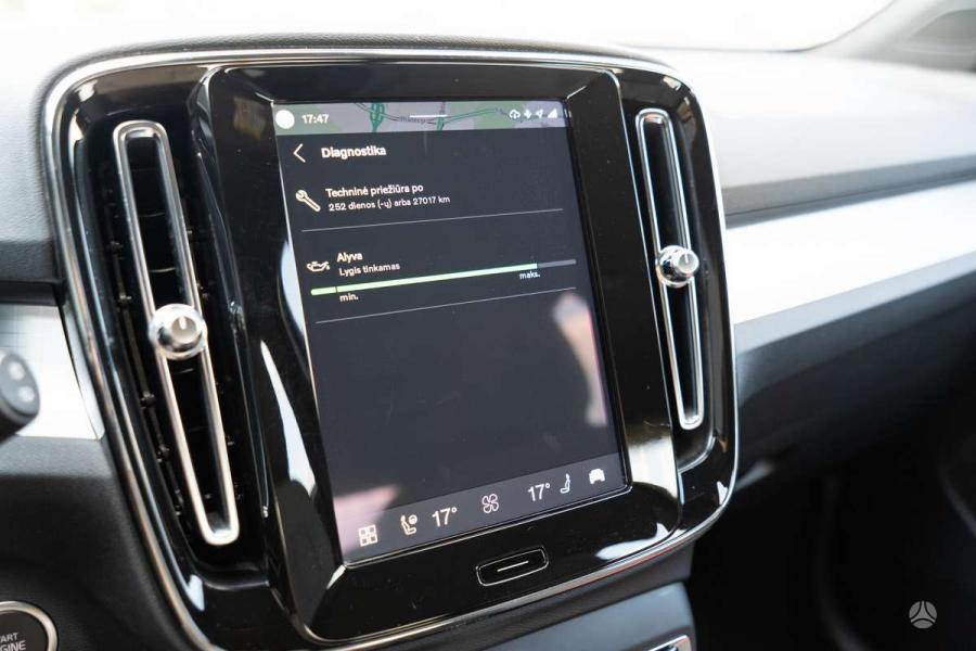 Black Volvo XC40 2023 in Vilnius, with an engine capacity of 1.97 L and mileage of 161 thousand km for 22300 €, photo 54 on AUTOMOTO.COM.LV