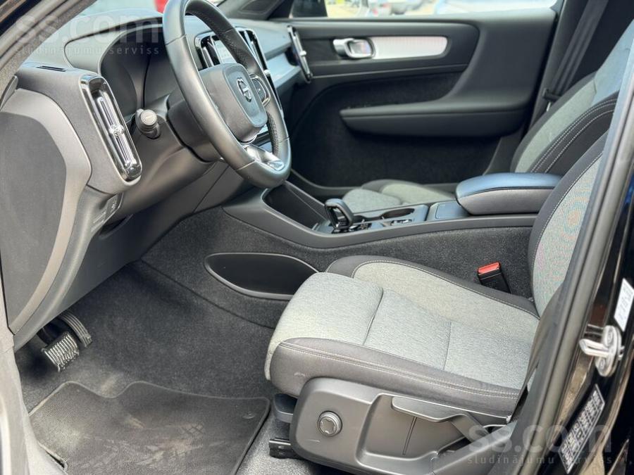 Melns Volvo XC40 2023 Rīga, ar dzinēja tilpumu 2.00 L un nobraukumu 178 tūkst. km par 23900 €, foto 6 vietnē AUTOMOTO.COM.LV