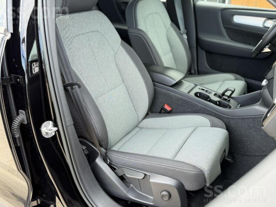 Melns Volvo XC40 2023 Rīga, ar dzinēja tilpumu 2.00 L un nobraukumu 178 tūkst. km par 23900 €, foto 16 vietnē AUTOMOTO.COM.LV