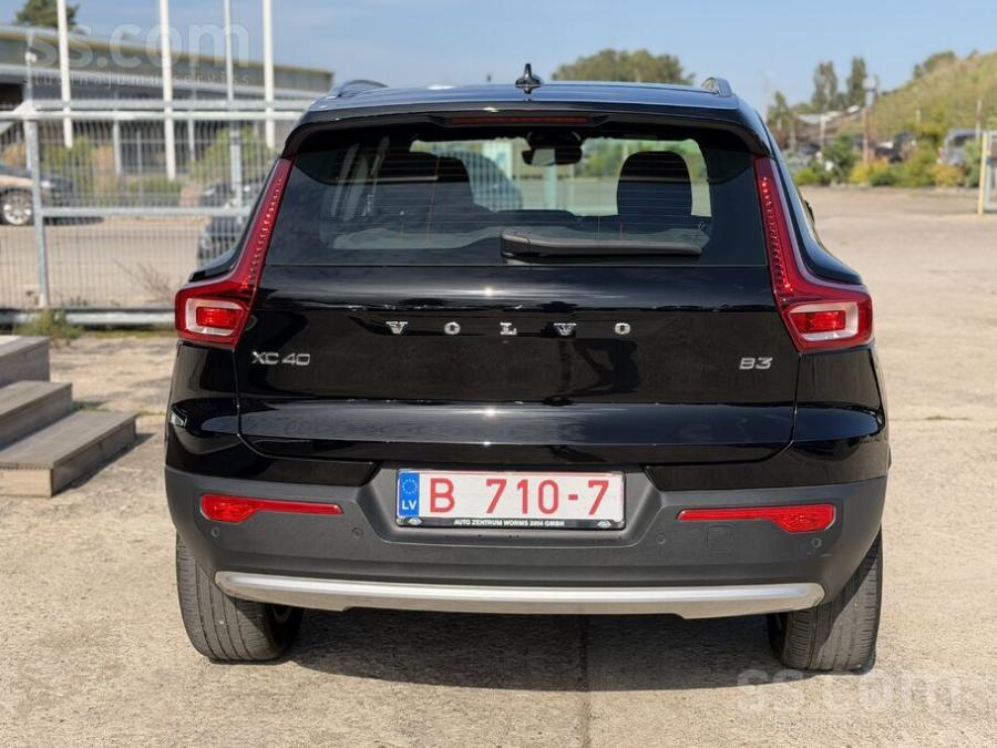 Melns Volvo XC40 2023 Rīga, ar dzinēja tilpumu 2.00 L un nobraukumu 178 tūkst. km par 23900 €, foto 20 vietnē AUTOMOTO.COM.LV