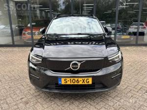 Melns Volvo XC40 2023 Rīga, ar dzinēja tilpumu 2.00 L un nobraukumu 221 tūkst. km par 21500 €, foto 3 vietnē AUTOMOTO.COM.LV
