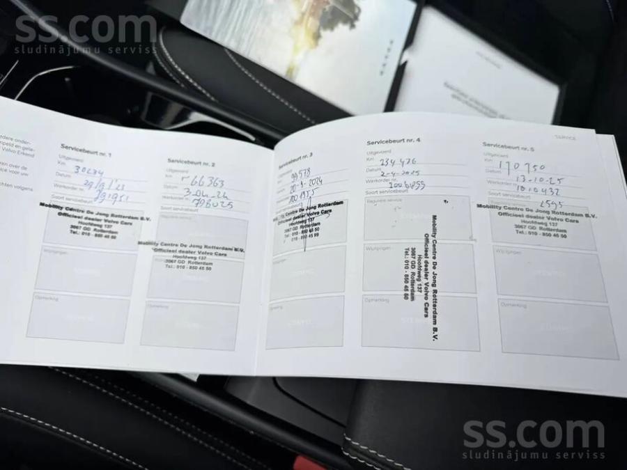 Melns Volvo XC40 2023 Rīga, ar dzinēja tilpumu 2.00 L un nobraukumu 221 tūkst. km par 21500 €, foto 17 vietnē AUTOMOTO.COM.LV
