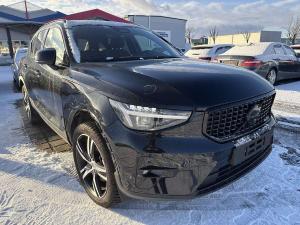 Melns Volvo XC40 2025 Viļņa, ar dzinēja tilpumu 1.97 L un nobraukumu 27 tūkst. km par 35444 €, foto 2 vietnē AUTOMOTO.COM.LV