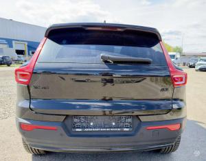 Черный Вольво XC40 2025 в Шяуляй, объемом двигателя 1.97 л и пробегом 28 тыс. км за 21900 €, фото 6 на AUTOMOTO.COM.LV