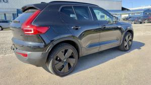 Melns Volvo XC40 2025 Šauļi, ar dzinēja tilpumu 1.97 L un nobraukumu 11 tūkst. km par 21900 €, foto 5 vietnē AUTOMOTO.COM.LV