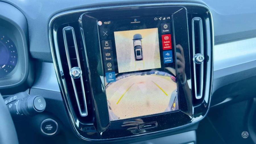 Melns Volvo XC40 2025 Šauļi, ar dzinēja tilpumu 1.97 L un nobraukumu 11 tūkst. km par 21900 €, foto 14 vietnē AUTOMOTO.COM.LV