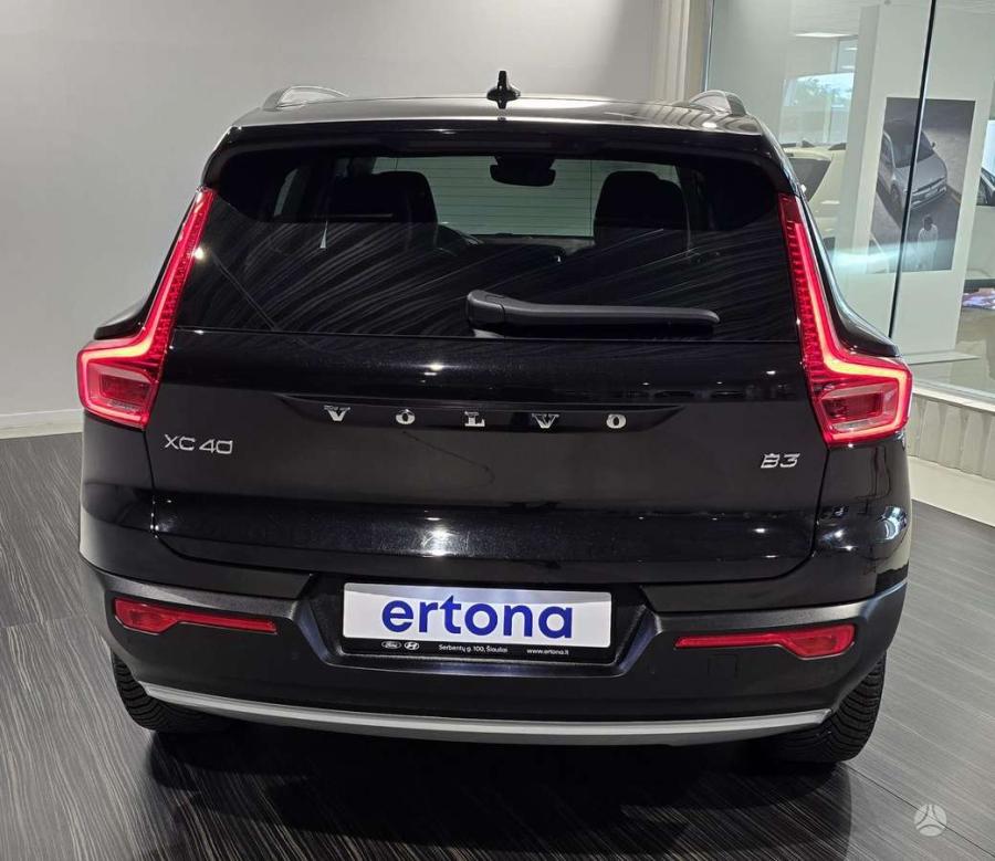 Melns Volvo XC40 2025 Šauļi, ar dzinēja tilpumu 1.97 L un nobraukumu 28 tūkst. km par 32900 €, foto 10 vietnē AUTOMOTO.COM.LV