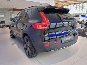 Черный Вольво XC40 2025 в Клайпеда, объемом двигателя 1.97 л и пробегом 10 тыс. км за 40900 €, фото 3 на AUTOMOTO.COM.LV