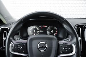 Черный Вольво XC40 2019 в Марупе, объемом двигателя 2.00 л и пробегом 125 тыс. км за 20000 €, фото 16 на AUTOMOTO.COM.LV