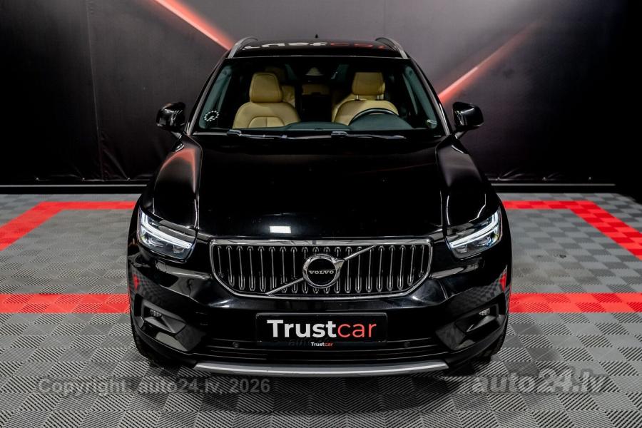 Melns Volvo XC40 2020 Pērnava, ar dzinēja tilpumu 2.00 L un nobraukumu 216 tūkst. km par 18999 €, foto 4 vietnē AUTOMOTO.COM.LV