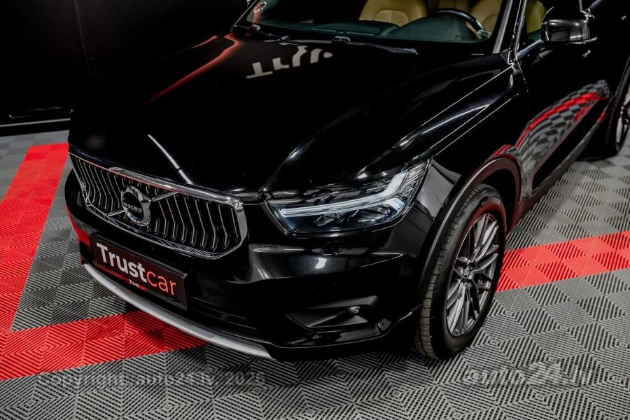 Melns Volvo XC40 2020 Pērnava, ar dzinēja tilpumu 2.00 L un nobraukumu 216 tūkst. km par 18999 €, foto 5 vietnē AUTOMOTO.COM.LV