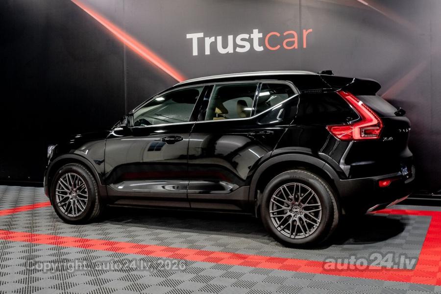Melns Volvo XC40 2020 Pērnava, ar dzinēja tilpumu 2.00 L un nobraukumu 216 tūkst. km par 18999 €, foto 8 vietnē AUTOMOTO.COM.LV