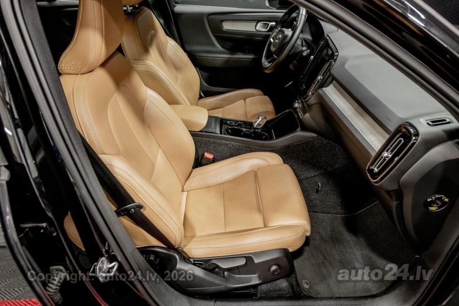 Melns Volvo XC40 2020 Pērnava, ar dzinēja tilpumu 2.00 L un nobraukumu 216 tūkst. km par 18999 €, foto 15 vietnē AUTOMOTO.COM.LV