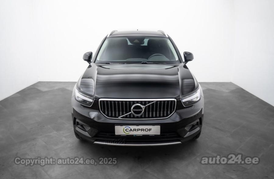 Melns Volvo XC40 2021 Tallina, ar dzinēja tilpumu 1.50 L un nobraukumu 51 tūkst. km par 27999 €, foto 2 vietnē AUTOMOTO.COM.LV