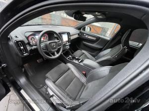 Melns Volvo XC40 2021 Tartu, ar dzinēja tilpumu 1.50 L un nobraukumu 136 tūkst. km par 25999 €, foto 9 vietnē AUTOMOTO.COM.LV