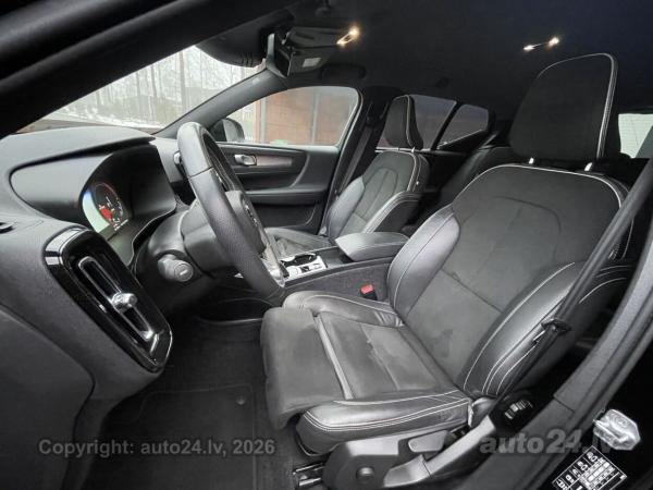 Melns Volvo XC40 2021 Tartu, ar dzinēja tilpumu 1.50 L un nobraukumu 136 tūkst. km par 25999 €, foto 6 vietnē AUTOMOTO.COM.LV