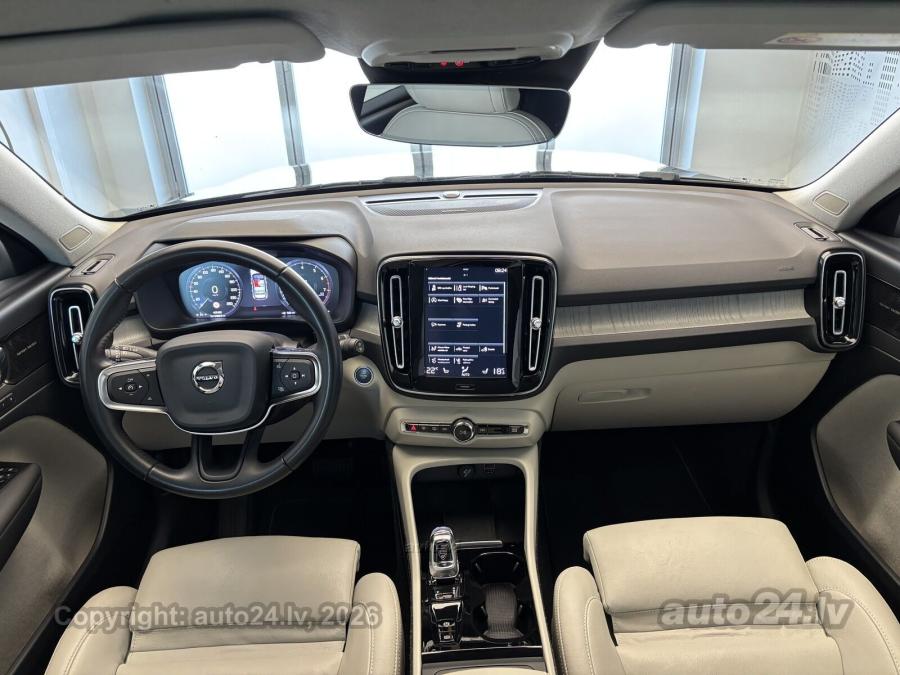 Черный Вольво XC40 2021 в Таллин, объемом двигателя 2.00 л и пробегом 104 тыс. км за 25900 €, фото 11 на AUTOMOTO.COM.LV