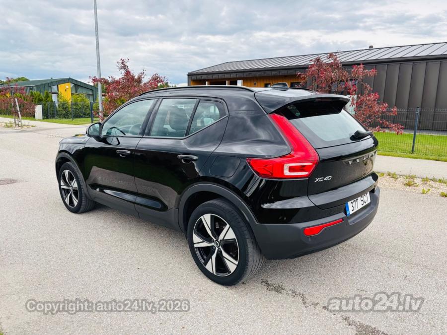 Black Volvo XC40 2022 in Tallinn, with an engine capacity of 0.00 L and mileage of 185 thousand km for 25900 €, photo 5 on AUTOMOTO.COM.LV