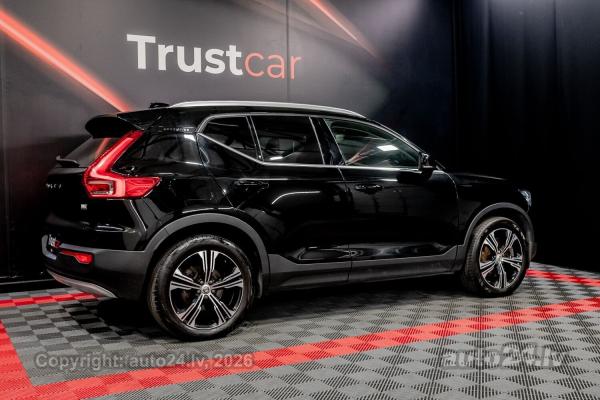 Melns Volvo XC40 2022 Pērnava, ar dzinēja tilpumu 1.50 L un nobraukumu 140 tūkst. km par 21500 €, foto 7 vietnē AUTOMOTO.COM.LV