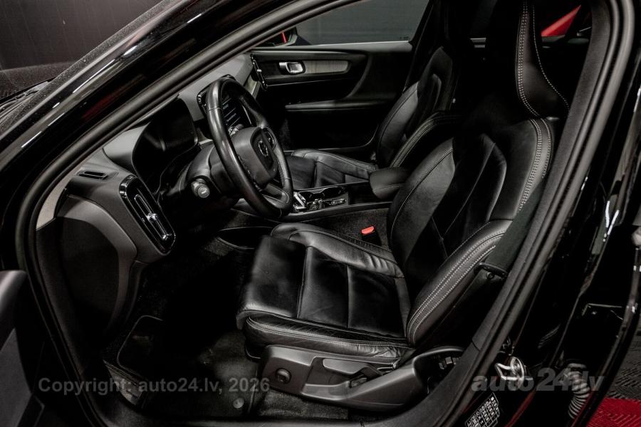 Черный Вольво XC40 2022 в Пярну, объемом двигателя 1.50 л и пробегом 140 тыс. км за 21500 €, фото 13 на AUTOMOTO.COM.LV