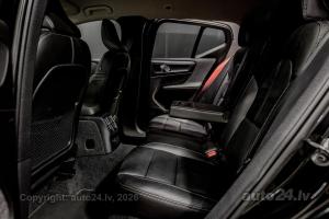 Черный Вольво XC40 2022 в Пярну, объемом двигателя 1.50 л и пробегом 140 тыс. км за 21500 €, фото 18 на AUTOMOTO.COM.LV