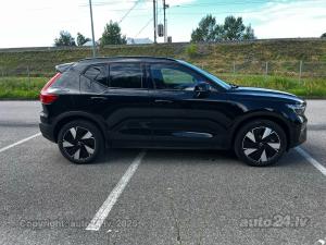 Melns Volvo XC40 2024 Tallina, ar dzinēja tilpumu 0.00 L un nobraukumu 48 tūkst. km par 38000 €, foto 4 vietnē AUTOMOTO.COM.LV