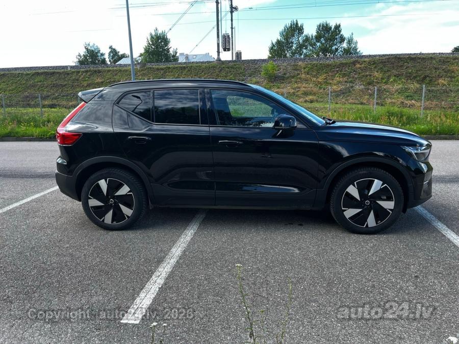 Melns Volvo XC40 2024 Tallina, ar dzinēja tilpumu 0.00 L un nobraukumu 48 tūkst. km par 38000 €, foto 4 vietnē AUTOMOTO.COM.LV
