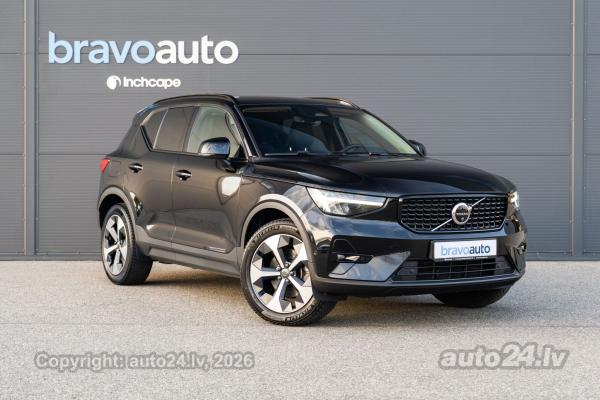 Black Volvo XC40 2024 in Tartu, with an engine capacity of 2.00 L and mileage of 29 thousand km for 37500 €, photo 4 on AUTOMOTO.COM.LV