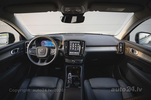 Black Volvo XC40 2024 in Tartu, with an engine capacity of 2.00 L and mileage of 29 thousand km for 37500 €, photo 10 on AUTOMOTO.COM.LV