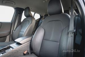 Черный Вольво XC40 2024 в Тарту, объемом двигателя 2.00 л и пробегом 29 тыс. км за 37500 €, фото 13 на AUTOMOTO.COM.LV