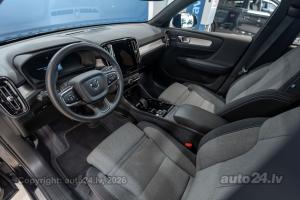 Black Volvo XC40 2024 in Tallinn, with an engine capacity of 2.00 L and mileage of 25 thousand km for 37500 €, photo 7 on AUTOMOTO.COM.LV