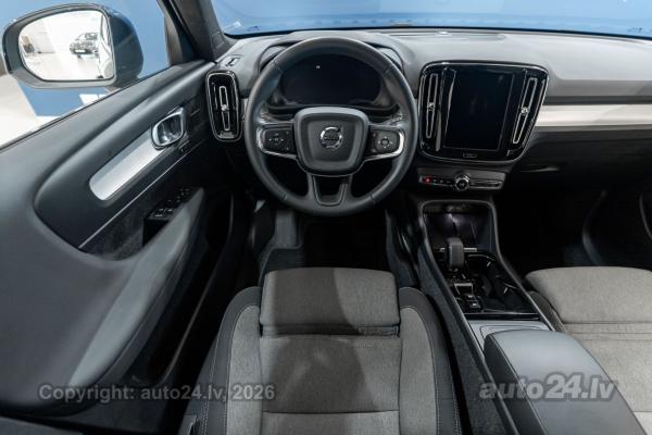 Black Volvo XC40 2024 in Tallinn, with an engine capacity of 2.00 L and mileage of 25 thousand km for 37500 €, photo 9 on AUTOMOTO.COM.LV